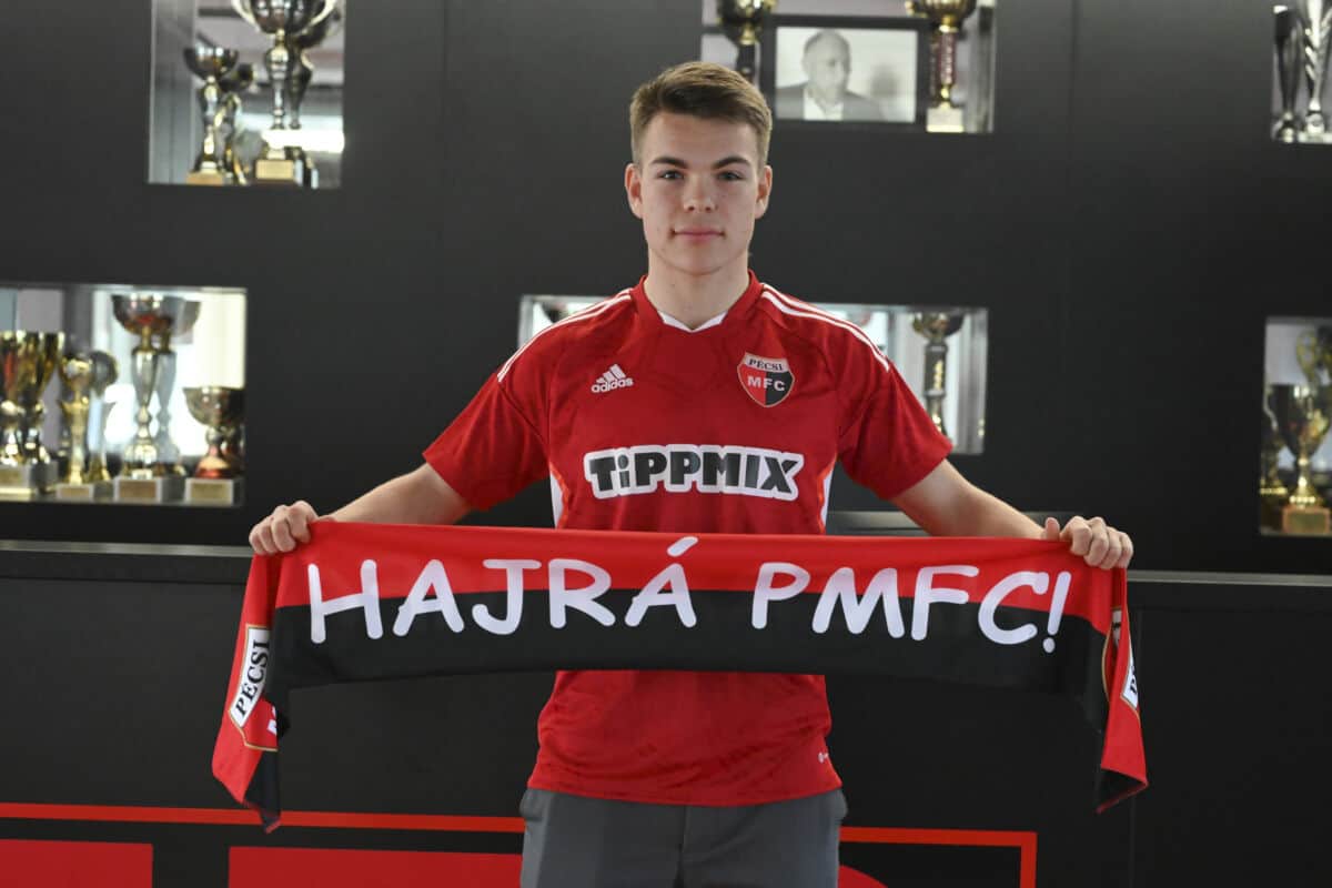 Bachesz Edvinnel profi szerződést kötöttünk | PMFC